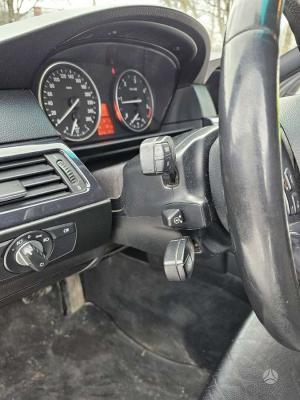 Melns BMW 520 2008 Utena, ar dzinēja tilpumu 2.00 L un nobraukumu 427 tūkst. km par 4000 €, foto 12 vietnē AUTOMOTO.COM.LV