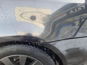 Black BMW 520 2008 in Kaunas, with an engine capacity of 2.00 L and mileage of 352 thousand km for 4863 €, photo 6 on AUTOMOTO.COM.LV