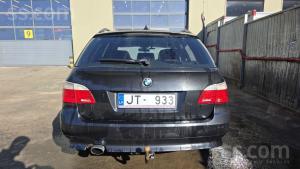 Black BMW 520 2008 in Riga, with an engine capacity of 2.00 L and mileage of 419 thousand km for 4000 €, photo 4 on AUTOMOTO.COM.LV