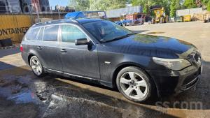 Black BMW 520 2008 in Riga, with an engine capacity of 2.00 L and mileage of 419 thousand km for 4000 €, photo 5 on AUTOMOTO.COM.LV
