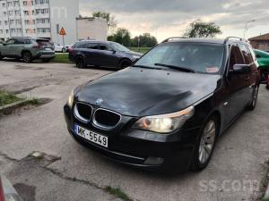 Black BMW 520 2008 in Riga, with an engine capacity of 2.00 L and mileage of 391 thousand km for 4300 €, photo  on AUTOMOTO.COM.LV