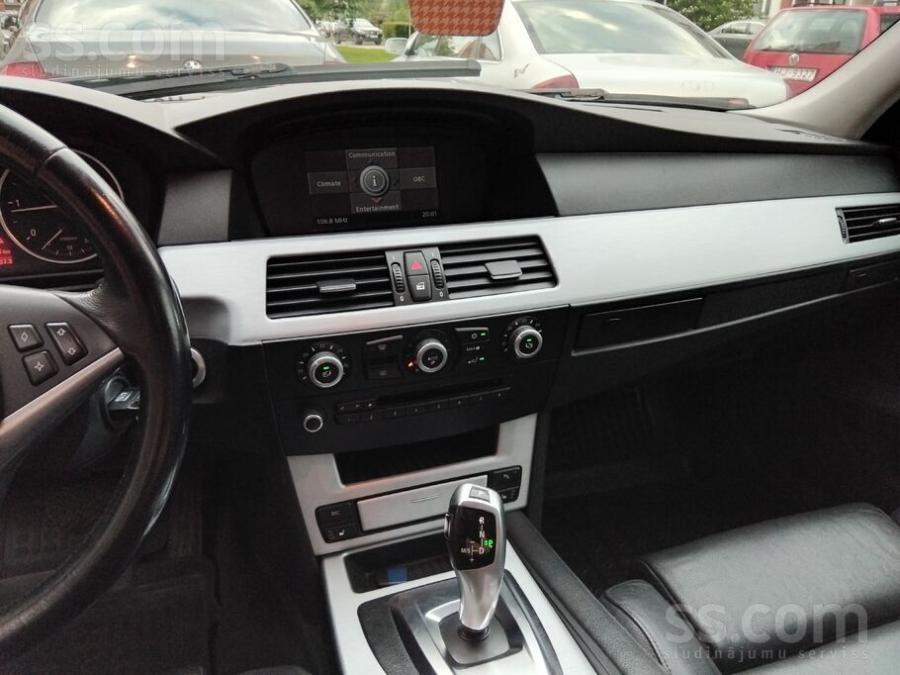 Melns BMW 520 2008 Rīga, ar dzinēja tilpumu 2.00 L un nobraukumu 391 tūkst. km par 4300 €, foto 15 vietnē AUTOMOTO.COM.LV
