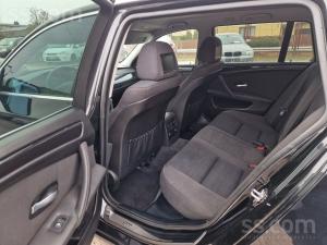 Black BMW 520 2008 in Liepaja, with an engine capacity of 2.00 L and mileage of 304 thousand km for 4690 €, photo 14 on AUTOMOTO.COM.LV