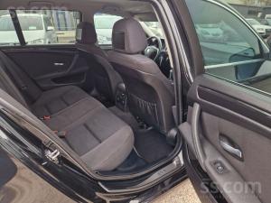 Black BMW 520 2008 in Liepaja, with an engine capacity of 2.00 L and mileage of 304 thousand km for 4690 €, photo 15 on AUTOMOTO.COM.LV