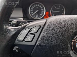 Black BMW 520 2008 in Liepaja, with an engine capacity of 2.00 L and mileage of 304 thousand km for 4690 €, photo 27 on AUTOMOTO.COM.LV