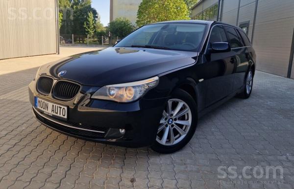 Melns BMW 520 2008 Liepāja, ar dzinēja tilpumu 2.00 L un nobraukumu 304 tūkst. km par 4490 €, foto 1 vietnē AUTOMOTO.COM.LV