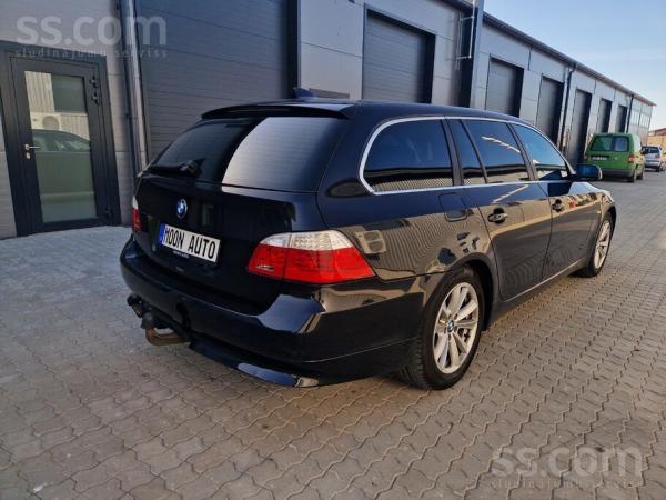 Melns BMW 520 2008 Liepāja, ar dzinēja tilpumu 2.00 L un nobraukumu 304 tūkst. km par 4490 €, foto 4 vietnē AUTOMOTO.COM.LV