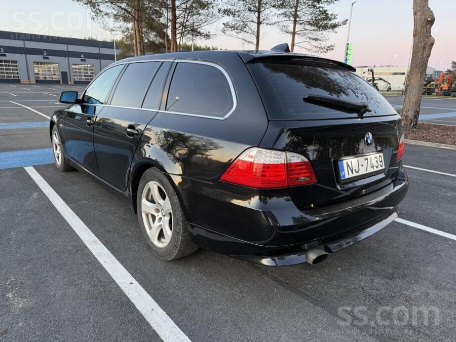 Melns BMW 520 2008 Rīga, ar dzinēja tilpumu 2.00 L un nobraukumu 385 tūkst. km par 4100 €, foto 4 vietnē AUTOMOTO.COM.LV