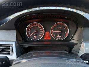 Melns BMW 520 2008 Rīga, ar dzinēja tilpumu 2.00 L un nobraukumu 385 tūkst. km par 4100 €, foto 8 vietnē AUTOMOTO.COM.LV