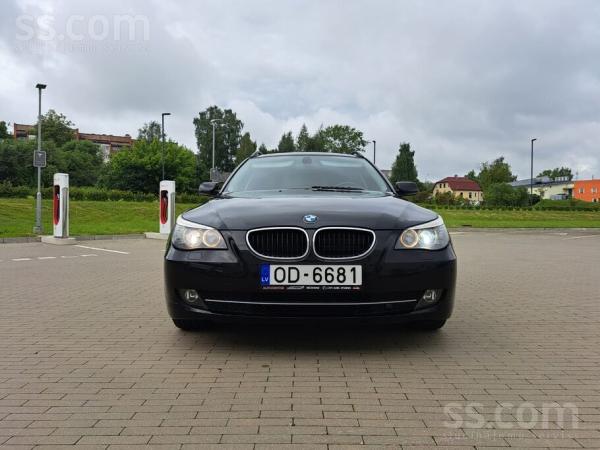 Black BMW 520 2008 in Rezekne, with an engine capacity of 2.00 L and mileage of 292 thousand km for 4150 €, photo 9 on AUTOMOTO.COM.LV