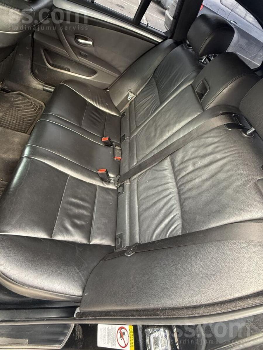 Melns BMW 520 2008 Rīga, ar dzinēja tilpumu 2.00 L un nobraukumu 383 tūkst. km par 3600 €, foto 6 vietnē AUTOMOTO.COM.LV