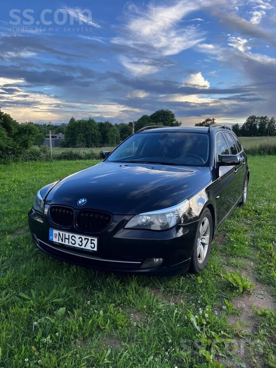 Черный БМВ 520 2008 в Бауска, объемом двигателя 2.00 л и пробегом 316 тыс. км за 3600 €, фото 1 на AUTOMOTO.COM.LV