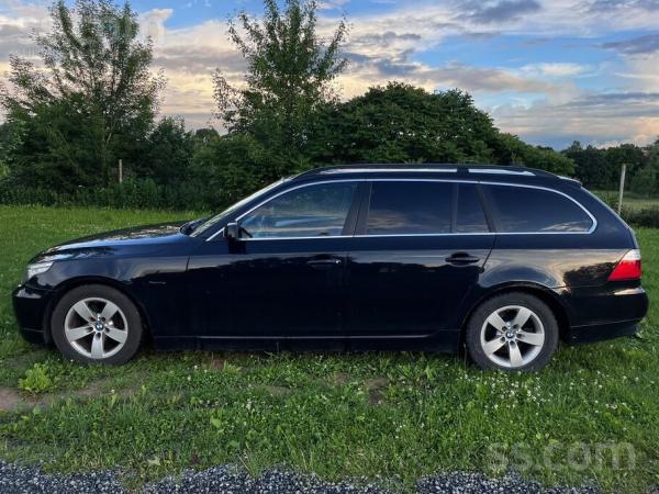 Black BMW 520 2008 in Bauska, with an engine capacity of 2.00 L and mileage of 316 thousand km for 3600 €, photo 4 on AUTOMOTO.COM.LV