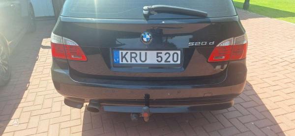 Black BMW 520 2008 in Mazeikiai, with an engine capacity of 2.00 L and mileage of 325 thousand km for 3000 €, photo 10 on AUTOMOTO.COM.LV