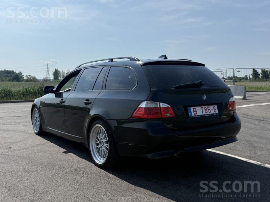 Melns BMW 520 2008 Liepāja, ar dzinēja tilpumu 2.00 L un nobraukumu 268 tūkst. km par 4000 €, foto 5 vietnē AUTOMOTO.COM.LV