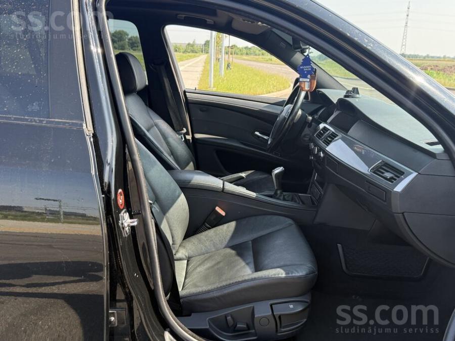 Melns BMW 520 2008 Liepāja, ar dzinēja tilpumu 2.00 L un nobraukumu 268 tūkst. km par 4000 €, foto 13 vietnē AUTOMOTO.COM.LV