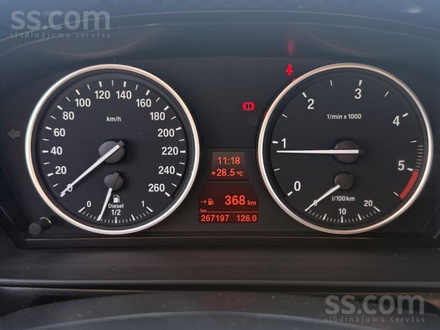 Melns BMW 520 2008 Liepāja, ar dzinēja tilpumu 2.00 L un nobraukumu 268 tūkst. km par 4000 €, foto 21 vietnē AUTOMOTO.COM.LV