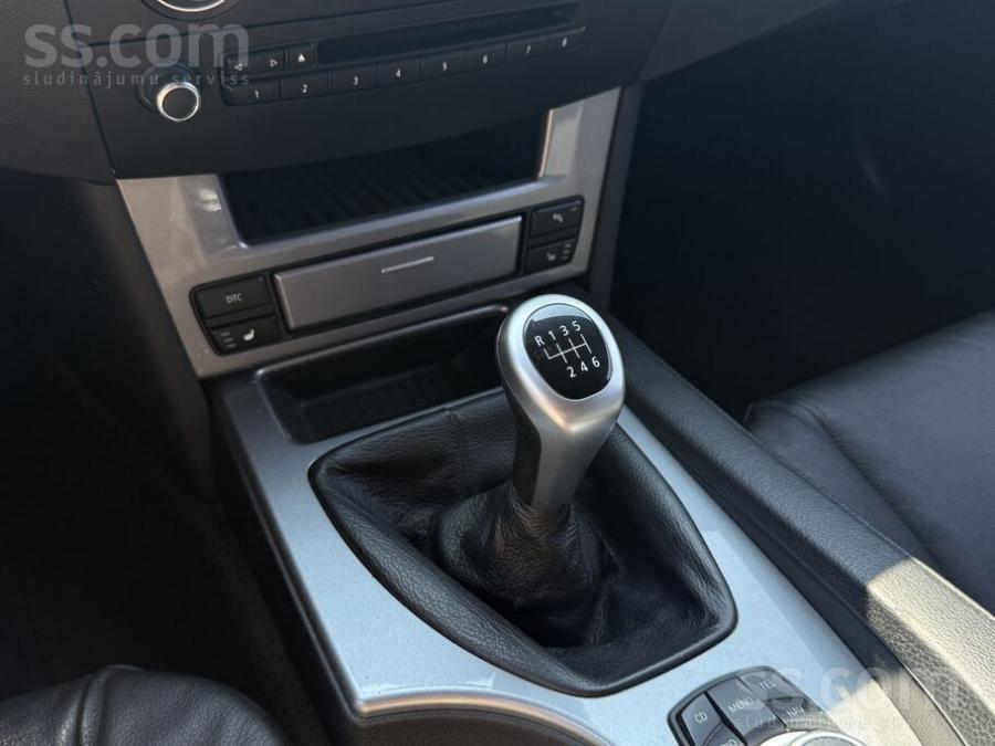 Melns BMW 520 2008 Liepāja, ar dzinēja tilpumu 2.00 L un nobraukumu 268 tūkst. km par 4000 €, foto 22 vietnē AUTOMOTO.COM.LV
