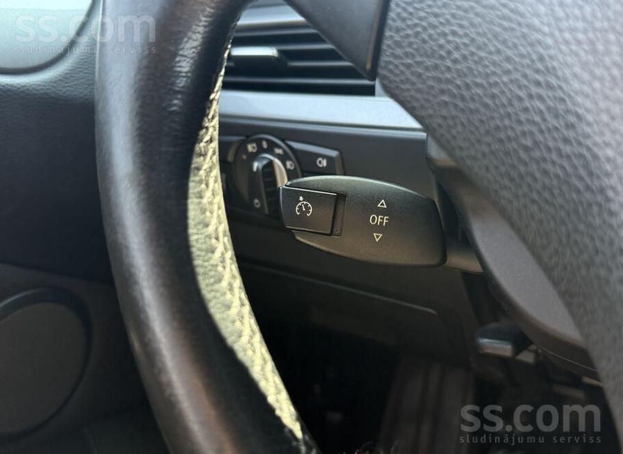 Melns BMW 520 2008 Liepāja, ar dzinēja tilpumu 2.00 L un nobraukumu 268 tūkst. km par 4000 €, foto 25 vietnē AUTOMOTO.COM.LV