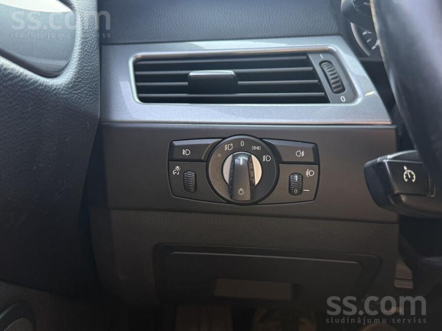 Melns BMW 520 2008 Liepāja, ar dzinēja tilpumu 2.00 L un nobraukumu 268 tūkst. km par 4000 €, foto 26 vietnē AUTOMOTO.COM.LV