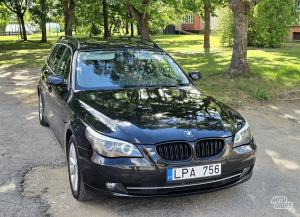 Melns BMW 520 2008 Radviliškis, ar dzinēja tilpumu 2.00 L un nobraukumu 351 tūkst. km par 2800 €, foto  vietnē AUTOMOTO.COM.LV