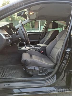 Black BMW 520 2008 in Rezekne, with an engine capacity of 2.00 L and mileage of 293 thousand km for 4250 €, photo 11 on AUTOMOTO.COM.LV