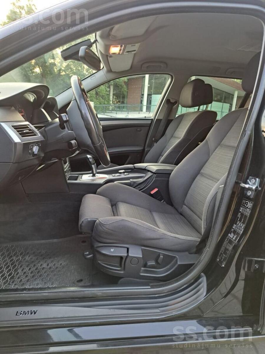 Black BMW 520 2008 in Rezekne, with an engine capacity of 2.00 L and mileage of 293 thousand km for 4250 €, photo 11 on AUTOMOTO.COM.LV