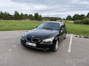 Melns BMW 520 2008 Tukums, ar dzinēja tilpumu 2.00 L un nobraukumu 311 tūkst. km par 3300 €, foto 3 vietnē AUTOMOTO.COM.LV