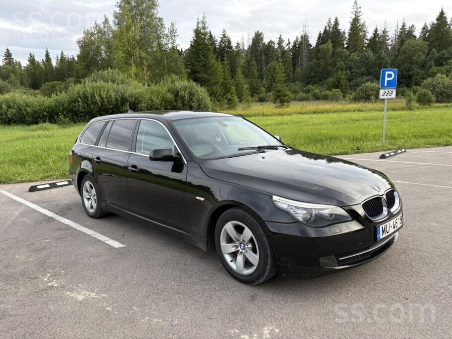 Melns BMW 520 2008 Tukums, ar dzinēja tilpumu 2.00 L un nobraukumu 311 tūkst. km par 3300 €, foto 5 vietnē AUTOMOTO.COM.LV