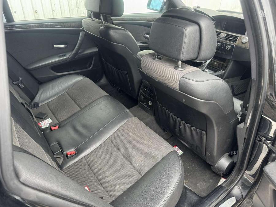 Melns BMW 520 2008 Marijampole, ar dzinēja tilpumu 2.00 L un nobraukumu 260 tūkst. km par 2800 €, foto 7 vietnē AUTOMOTO.COM.LV