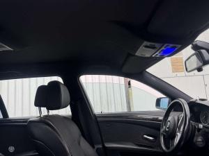 Melns BMW 520 2008 Marijampole, ar dzinēja tilpumu 2.00 L un nobraukumu 260 tūkst. km par 2800 €, foto 10 vietnē AUTOMOTO.COM.LV