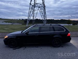 Черный БМВ 520 2008 в Айзкраукле, объемом двигателя 2.00 л и пробегом 455 тыс. км за 4800 €, фото 5 на AUTOMOTO.COM.LV