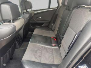 Black BMW 520 2008 in Kaunas, with an engine capacity of 2.00 L and mileage of 304 thousand km for 5990 €, photo 13 on AUTOMOTO.COM.LV