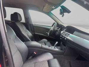Black BMW 520 2008 in Kaunas, with an engine capacity of 2.00 L and mileage of 304 thousand km for 5990 €, photo 18 on AUTOMOTO.COM.LV