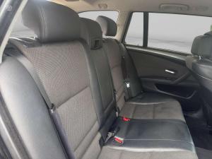 Black BMW 520 2008 in Kaunas, with an engine capacity of 2.00 L and mileage of 304 thousand km for 5990 €, photo 19 on AUTOMOTO.COM.LV