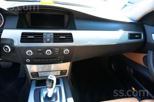 Melns BMW 520 2008 Rīga, ar dzinēja tilpumu 2.00 L un nobraukumu 271 tūkst. km par 5990 €, foto 9 vietnē AUTOMOTO.COM.LV