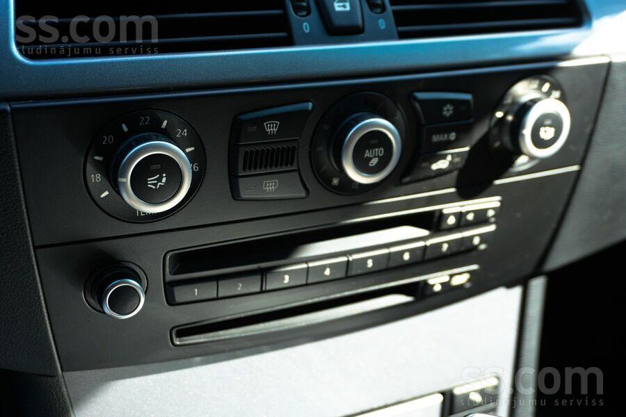 Melns BMW 520 2008 Rīga, ar dzinēja tilpumu 2.00 L un nobraukumu 271 tūkst. km par 5990 €, foto 17 vietnē AUTOMOTO.COM.LV