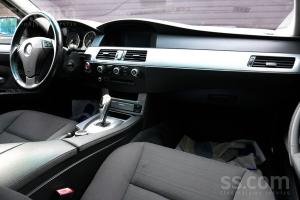 Черный БМВ 520 2008 в Рига, объемом двигателя 2.00 л и пробегом 295 тыс. км за 5390 €, фото 6 на AUTOMOTO.COM.LV