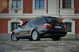 Black BMW 520 2009 in Jelgava, with an engine capacity of 2.00 L and mileage of 278 thousand km for 7300 €, photo 6 on AUTOMOTO.COM.LV