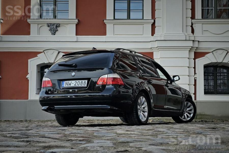 Black BMW 520 2009 in Jelgava, with an engine capacity of 2.00 L and mileage of 278 thousand km for 7300 €, photo 8 on AUTOMOTO.COM.LV