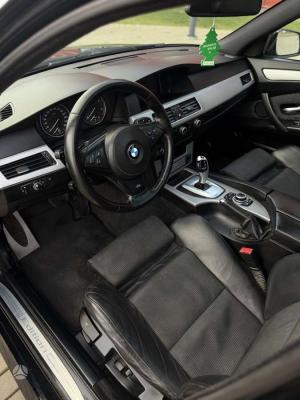 Black BMW 520 2009 in Vilkaviskis, with an engine capacity of 2.00 L and mileage of 315 thousand km for 4950 €, photo 18 on AUTOMOTO.COM.LV