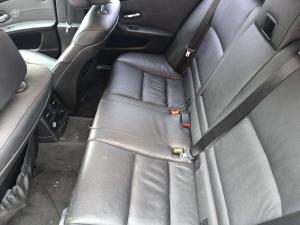 Melns BMW 520 2009 Kauņa, ar dzinēja tilpumu 2.00 L un nobraukumu 339 tūkst. km par 4800 €, foto 6 vietnē AUTOMOTO.COM.LV