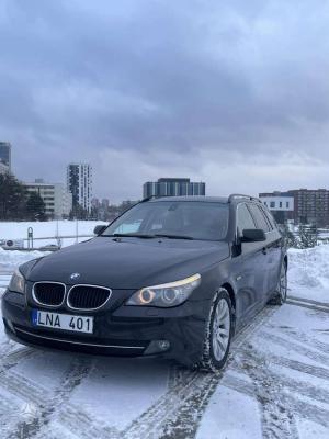 Black BMW 520 2009 in Vilnius, with an engine capacity of 2.00 L and mileage of 359 thousand km for 3700 €, photo  on AUTOMOTO.COM.LV