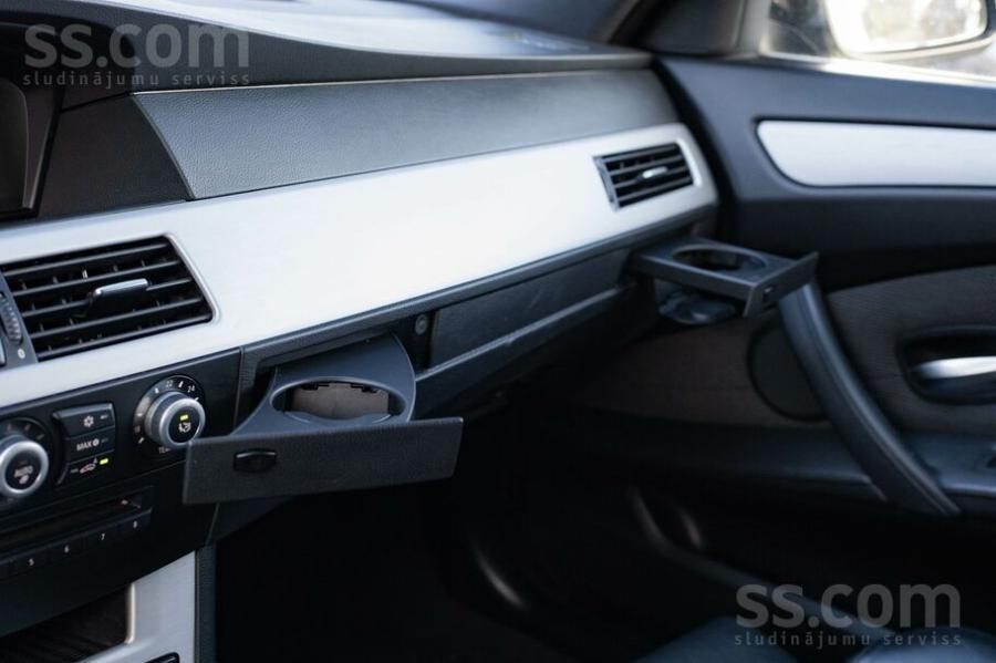 Черный БМВ 520 2009 в Рига, объемом двигателя 2.00 л и пробегом 283 тыс. км за 6590 €, фото 27 на AUTOMOTO.COM.LV