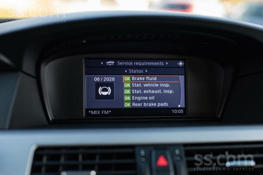 Melns BMW 520 2009 Rīga, ar dzinēja tilpumu 2.00 L un nobraukumu 283 tūkst. km par 6590 €, foto 23 vietnē AUTOMOTO.COM.LV