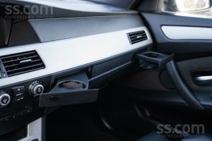 Melns BMW 520 2009 Rīga, ar dzinēja tilpumu 2.00 L un nobraukumu 283 tūkst. km par 6590 €, foto 28 vietnē AUTOMOTO.COM.LV