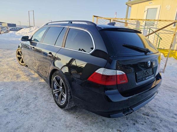 Melns BMW 520 2009 Viļņa, ar dzinēja tilpumu 2.99 L un nobraukumu 336 tūkst. km par 3750 €, foto 7 vietnē AUTOMOTO.COM.LV