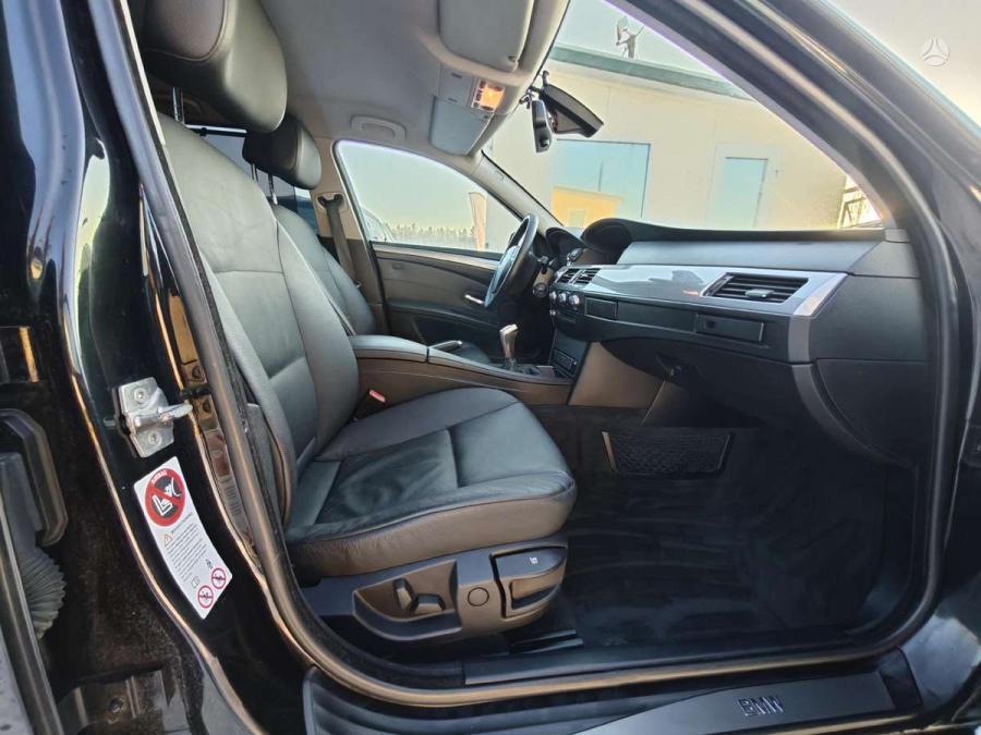 Black BMW 520 2009 in Vilnius, with an engine capacity of 2.99 L and mileage of 336 thousand km for 3750 €, photo 22 on AUTOMOTO.COM.LV