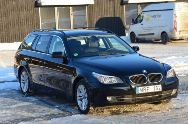 Black BMW 520 2009 in Siauliai, with an engine capacity of 2.00 L and mileage of 320 thousand km for 3900 €, photo 6 on AUTOMOTO.COM.LV