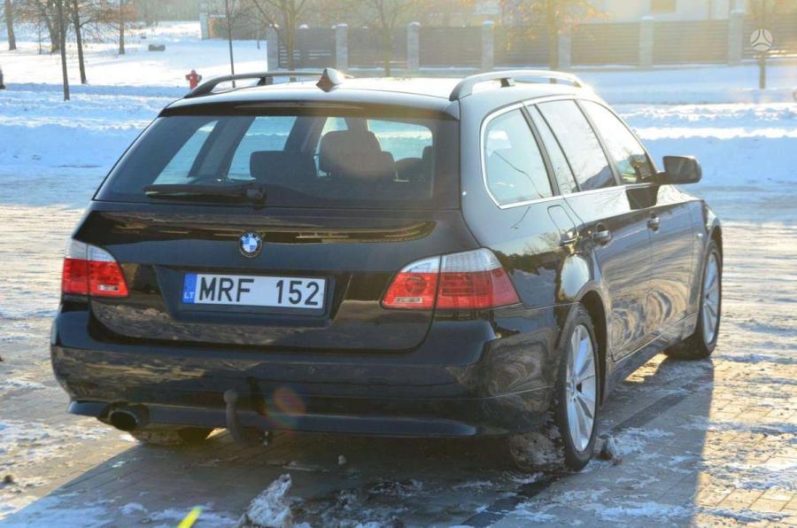 Melns BMW 520 2009 Šauļi, ar dzinēja tilpumu 2.00 L un nobraukumu 320 tūkst. km par 3900 €, foto 12 vietnē AUTOMOTO.COM.LV